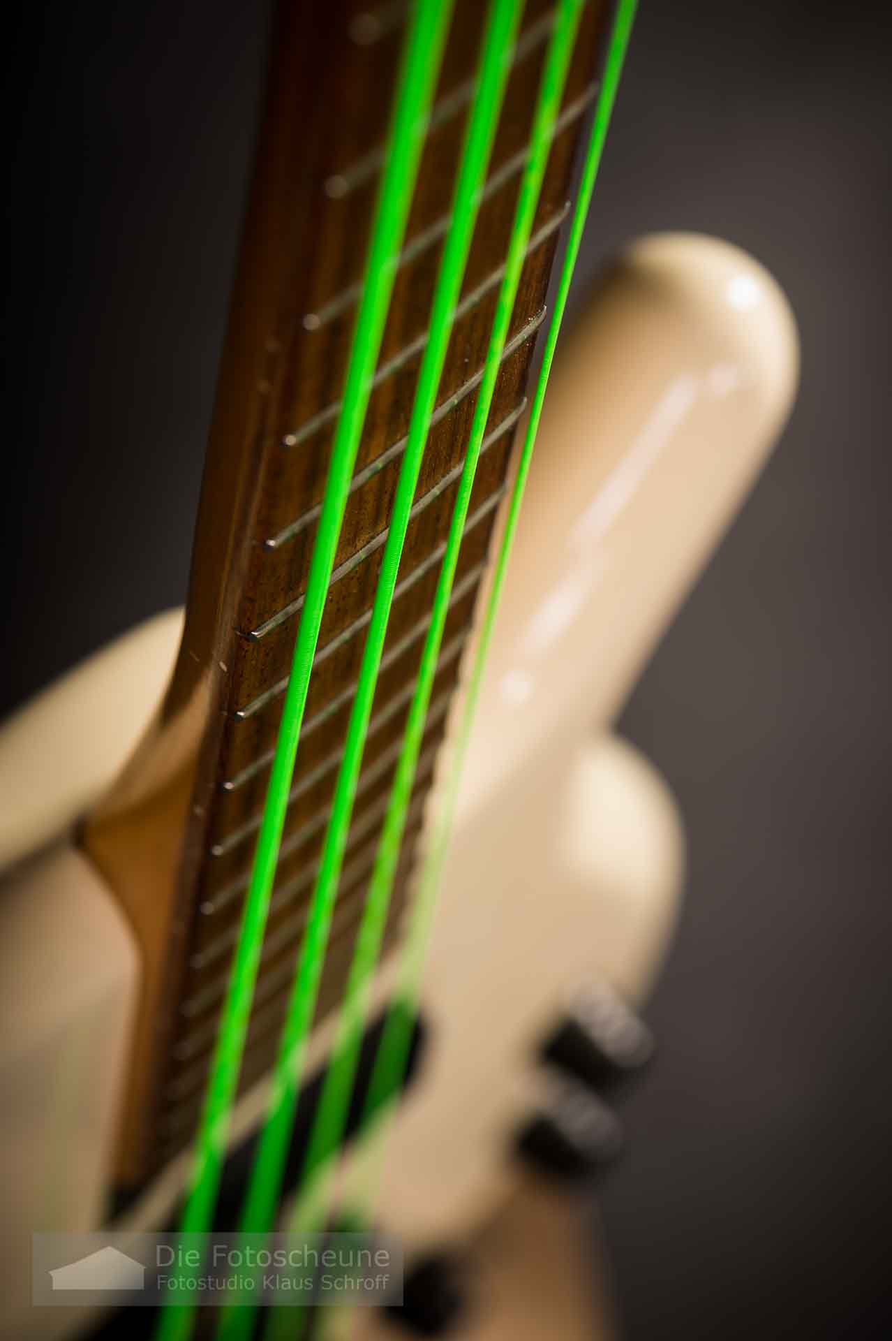 Review DR Bass Strings Neon Green - Kreatives von Tanja & Klaus